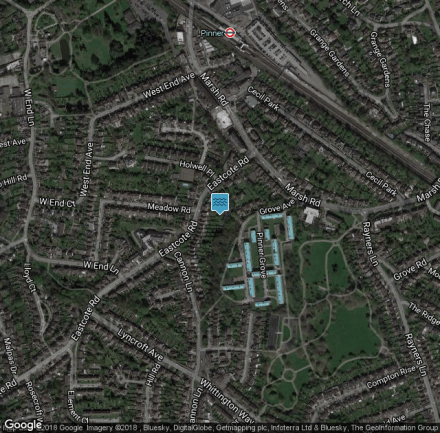 River Pinn at Pinner, Eastcote Road :: the UK River Levels Website