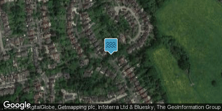 River Pinn at Pinner, Moss Close :: the UK River Levels Website